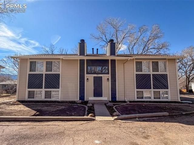 351 Gahart Dr, Colorado Springs, CO 80916