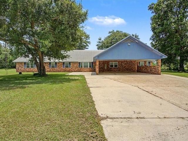 351 George Wright Ln, Greensburg, LA 70441