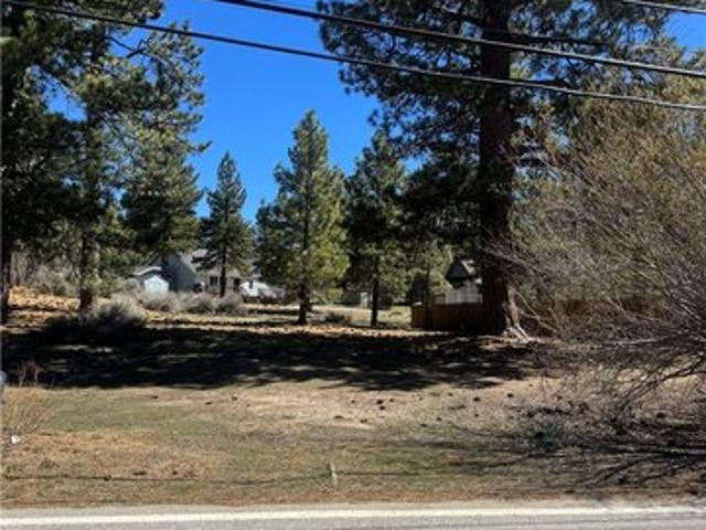 351 Edgemoor Rd, Big Bear Lake, CA 92315
