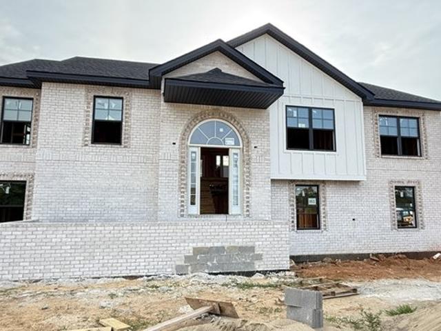 351 Hereford Farms, Clarksville, TN 37043