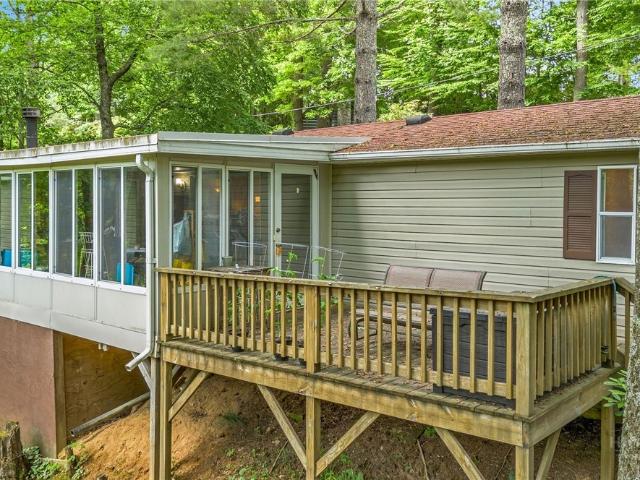351 Laurelwood Lane