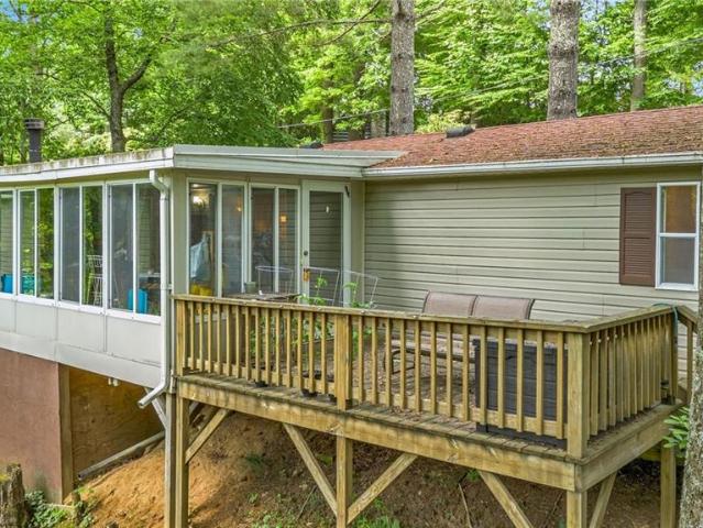 351 Laurelwood Lane