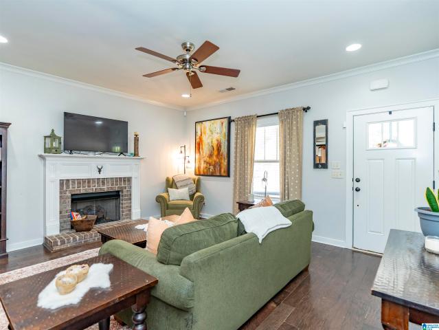 351 Lake Chelsea Court