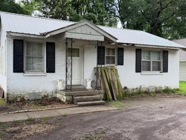 351 N Worthington Dr, West Memphis, AR 72301
