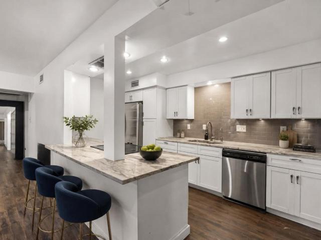 351 N Post Oak Lane 601