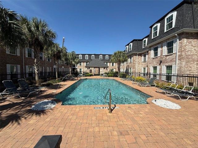 351 N Post Oak Ln Apt 808, Houston, TX 77024