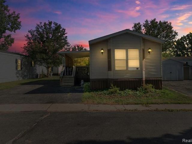 351 N Squirrel Rd Lot 141, Auburn Hills, MI 48326