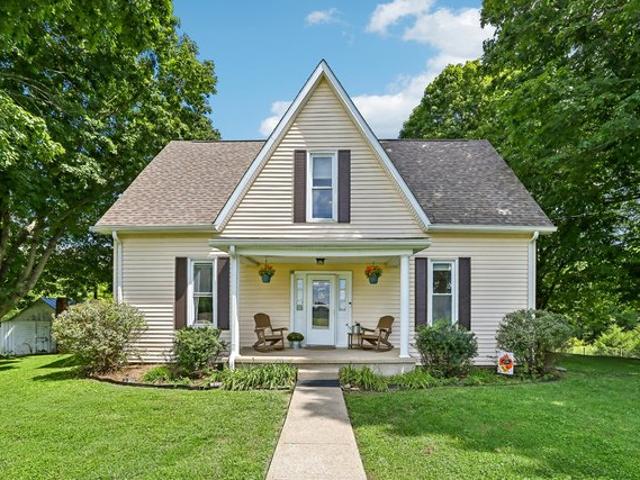 351 S Main St, Fillmore, IN 46128