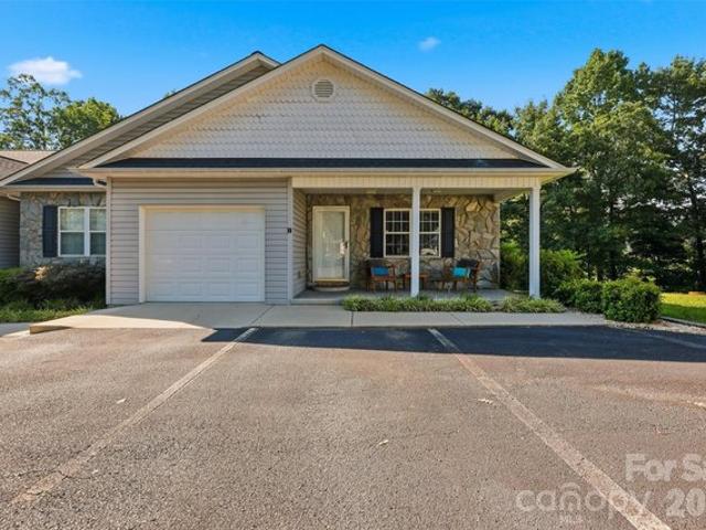351 School Dr, Taylorsville, NC 28681