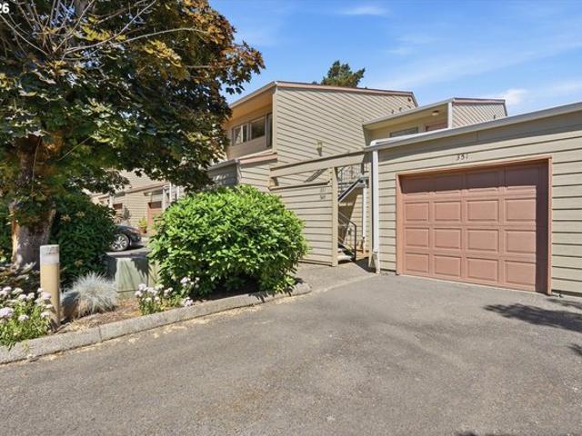 351 SE 146th Ave Unit 8, Portland, OR 97233