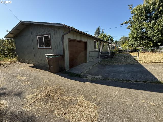 351 se darrell ave