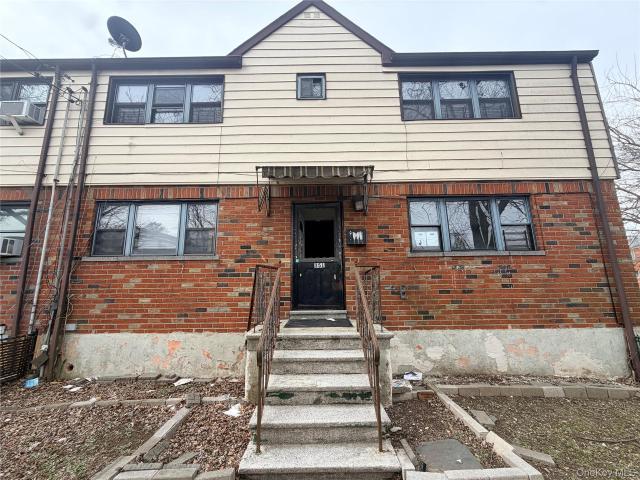 351 Quincy Avenue