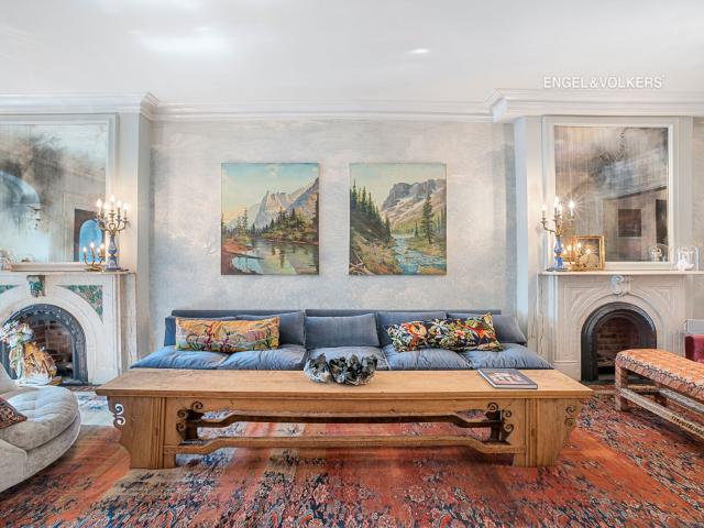 351 W 30th Street