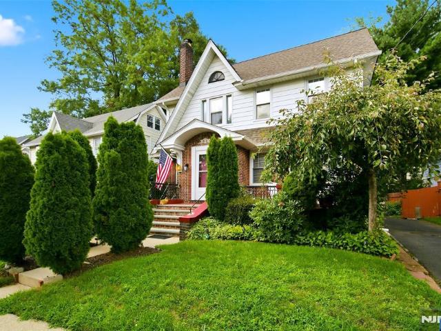 351 W Griggs Avenue