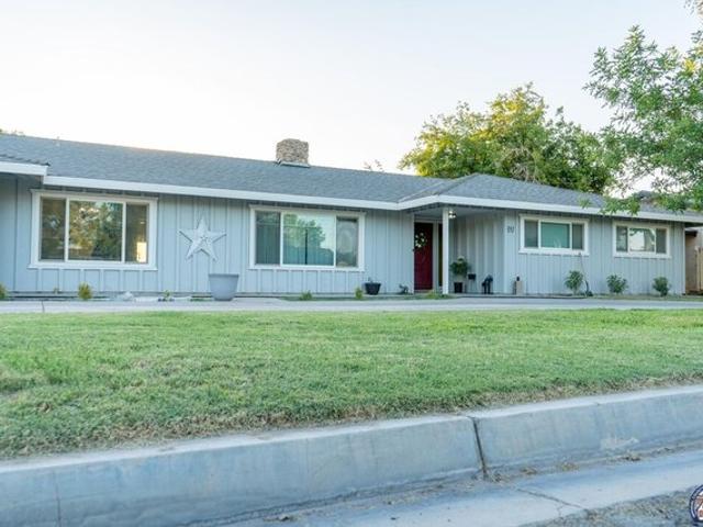 351 Terrace Dr, Brawley, CA 92227