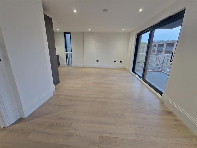351A Rotherhithe Street, London, Isle Of Dogs, London SE16, 2 bed flat to rent, £2,800 pcm | PrimeLocation