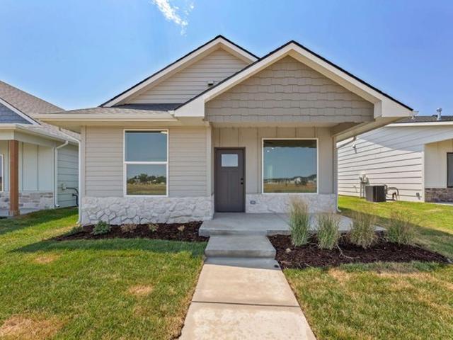 3524 N Azalea St, Maize, KS 67223