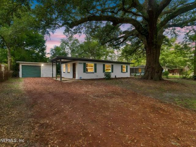 3524 Centerhill Dr N, Jacksonville, FL 32254