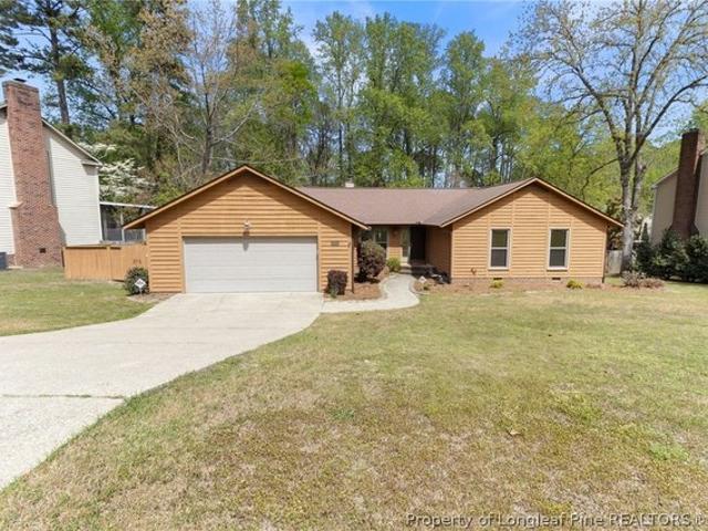 3524 Kelburn Dr, Fayetteville, NC 28311