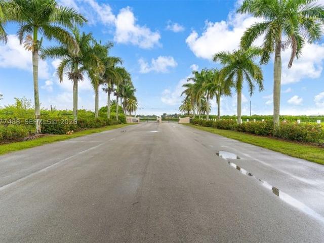 35250 SW 218th Ave, Homestead, FL 33034