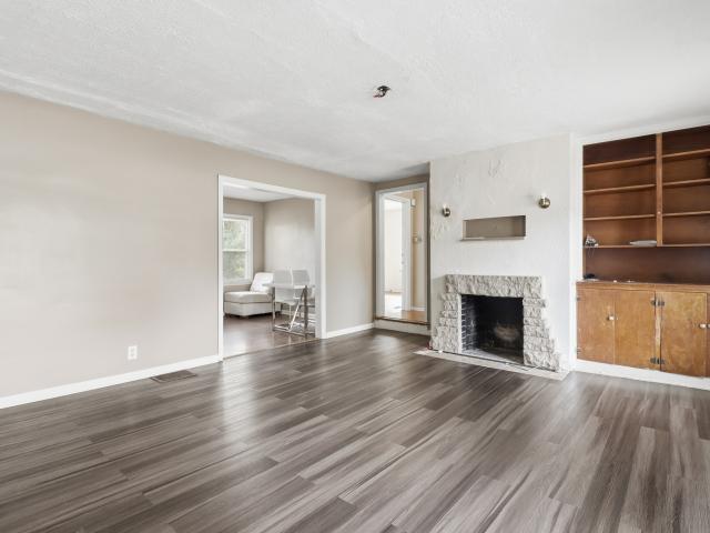3525 N Tacoma Ave, Indianapolis, IN 46218 | Compass