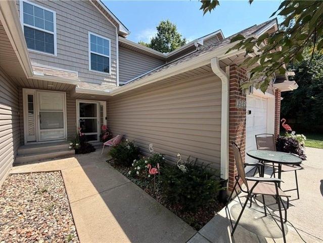 3525 NE Austin Dr, Lee's Summit, MO 64064