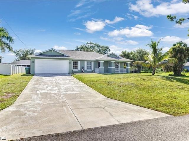 3525 NE 18th Ave, Cape Coral, FL 33909