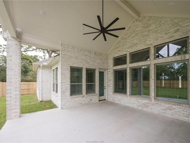 3525 Anderson Arbor Ct, College Station, TX 77845