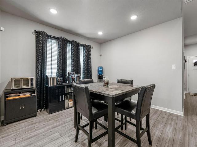 3525 Beutel Road