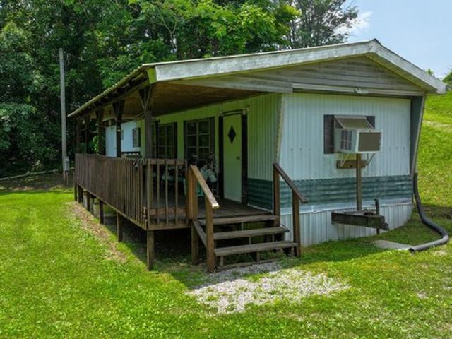 3525 KY 3277, Nancy, KY 42544