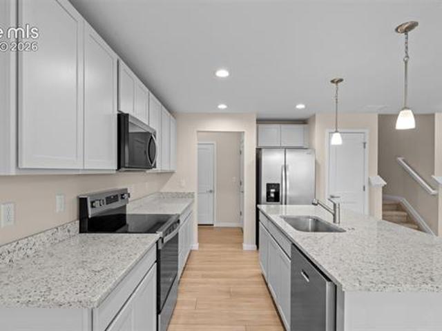 3525 Rosette Grove