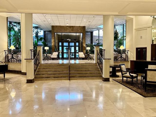 3525 Sage Rd, Unit 704, Houston, TX 77056 | MLS #61248