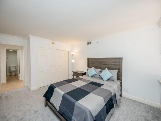 3525 Sage Rd, Unit 710, Houston, TX 77056 | MLS #89270