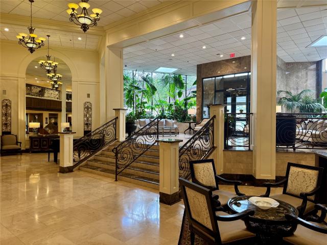 3525 Sage Rd, Unit 813, Houston, TX 77056 | MLS #13740