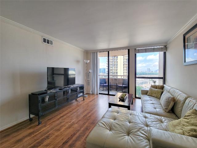 3525 Sage Rd, Unit 1605, Houston, TX 77056 | MLS #27461