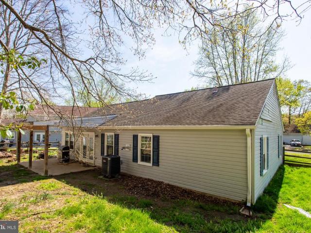 3525 Smoke Tree Court