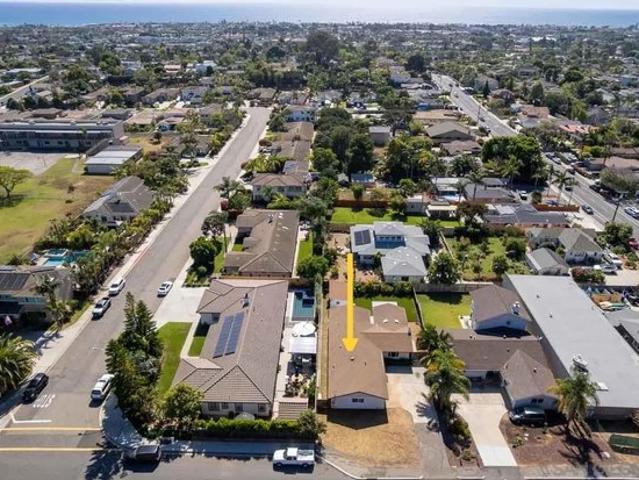 3525 Valley St, Carlsbad, CA 92008