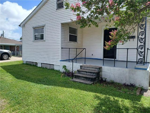 3525 W Metairie Avenue