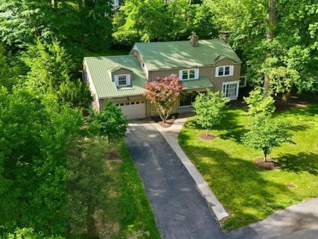 3525 Willowdale Rd, Fort Wayne, IN 46802