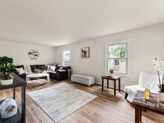 3526 Maxim Drive