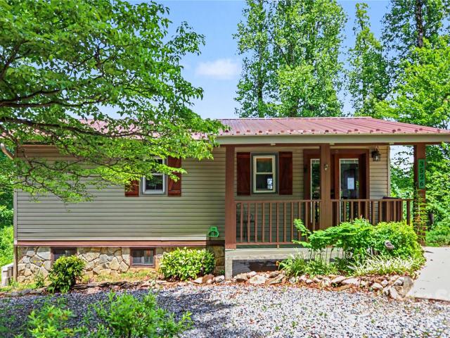 3526 Dogwood Lane