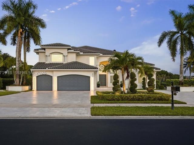 3526 Juniper Ln, Davie, FL 33330