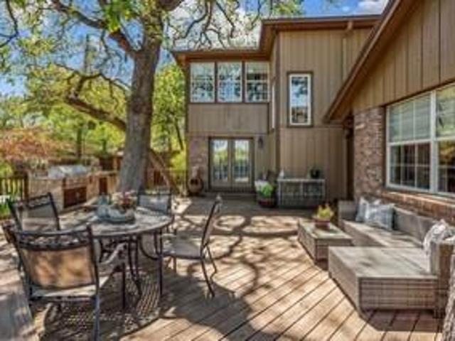 3526 Lakeridge Drive