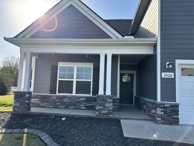 3526 Plum Leaf Pl