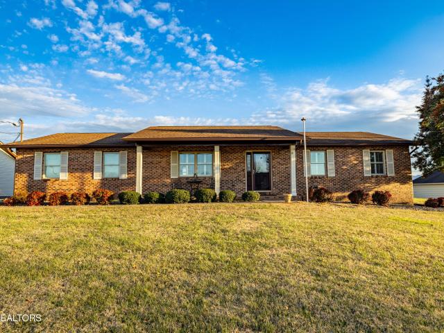 3526 Ridgeway Tr