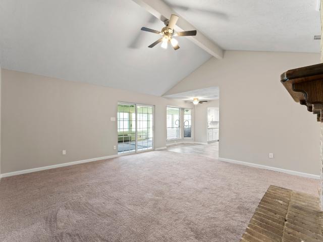 3527 Acorn Way Lane