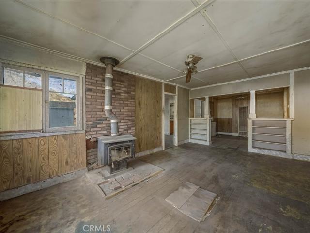 3527 E State Highway 20