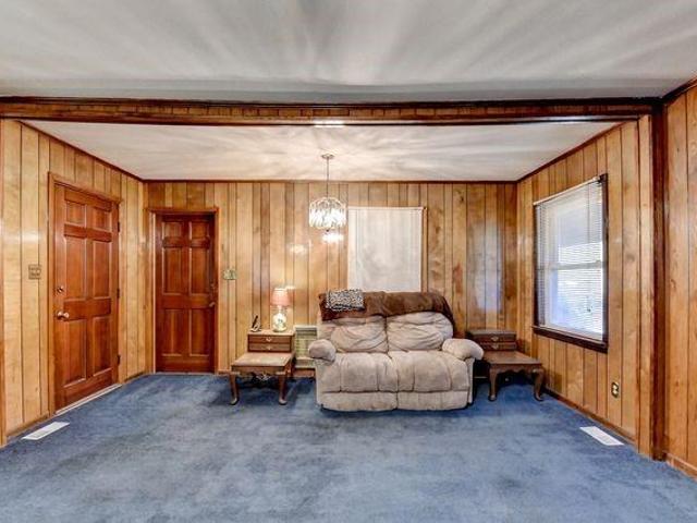 3527 Lakeview Dr, Gainesville, GA 30501 | MLS #7694 | Compass