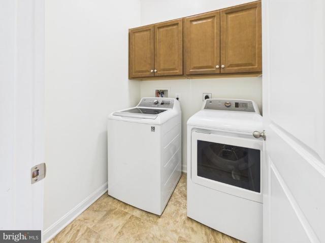 3527 Piney Woods Place # H002