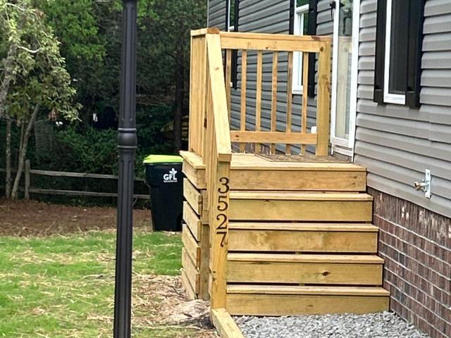 3527 Tarpon Court SE